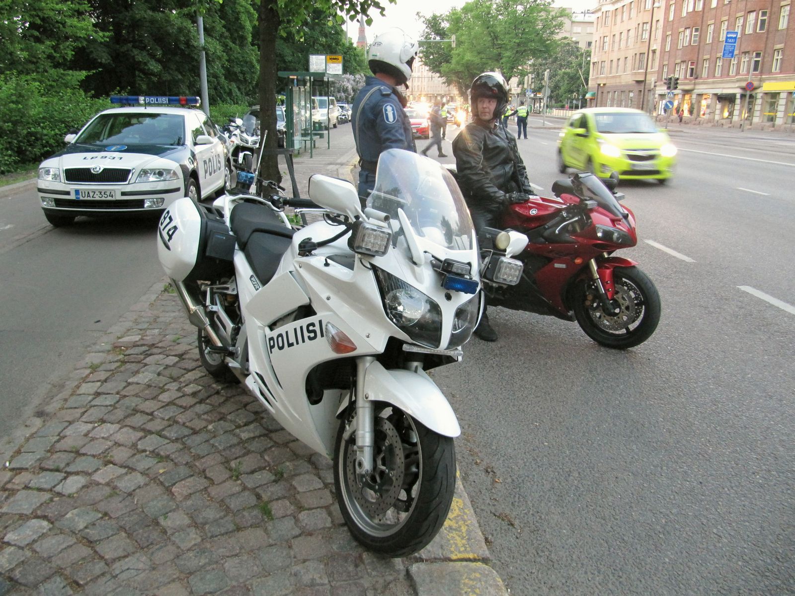 MERCEDES SPRINTER POLIISI - - Suomi24 Keskustelut